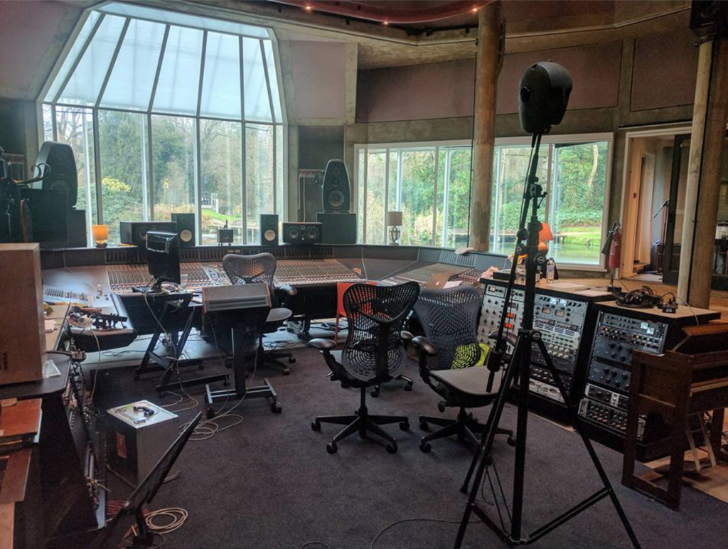 Peter Gabriel's Studio - Unstoppable Recording Machine